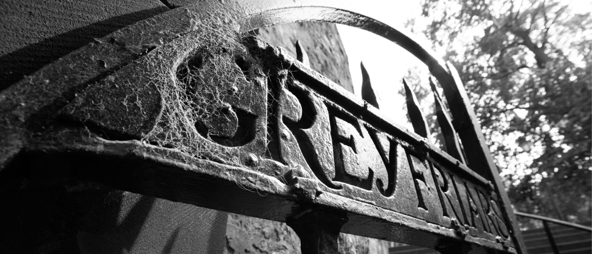 The Ghostly Trail | Discovering Edinburgh's Haunted Locations